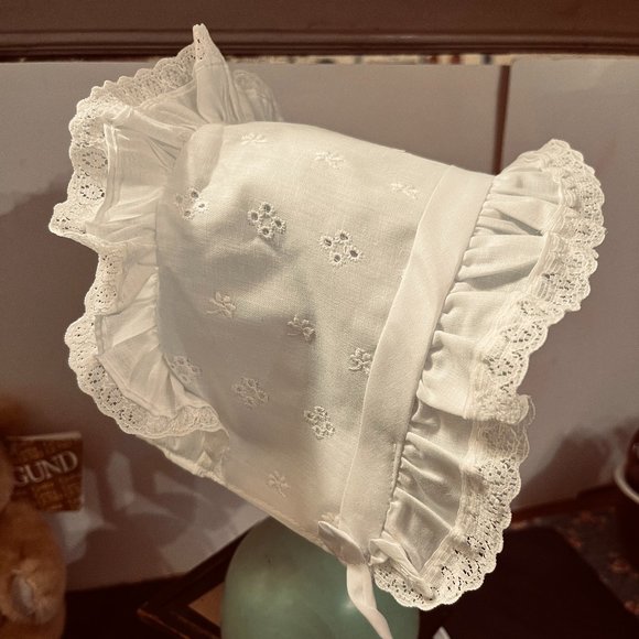 Accessories | Vintage Eyelet Bonnet For Little Girl | Poshmark